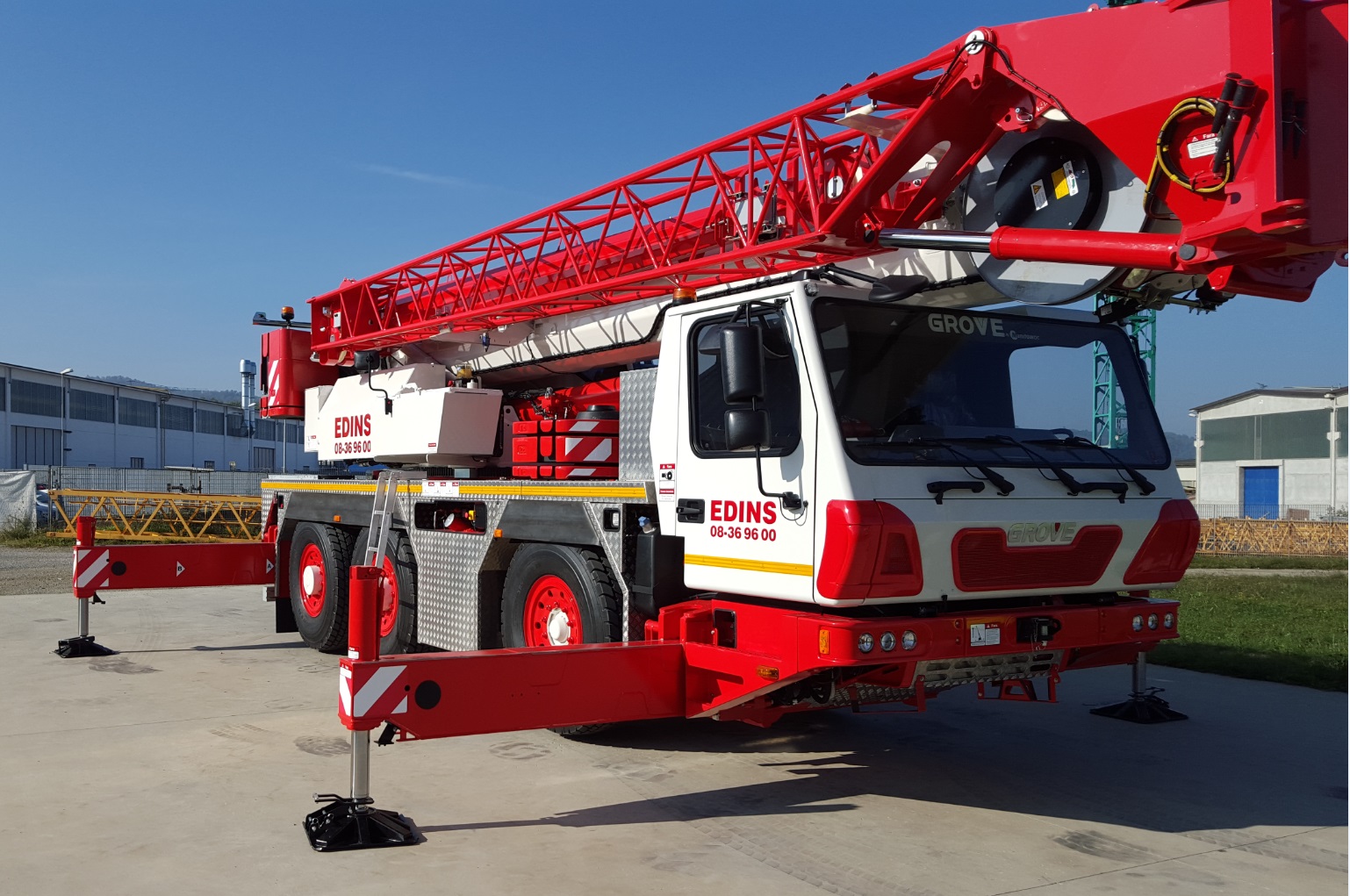 Hyr din mobilkran | Mobilkran Grove 55 ton | Edins Kranar